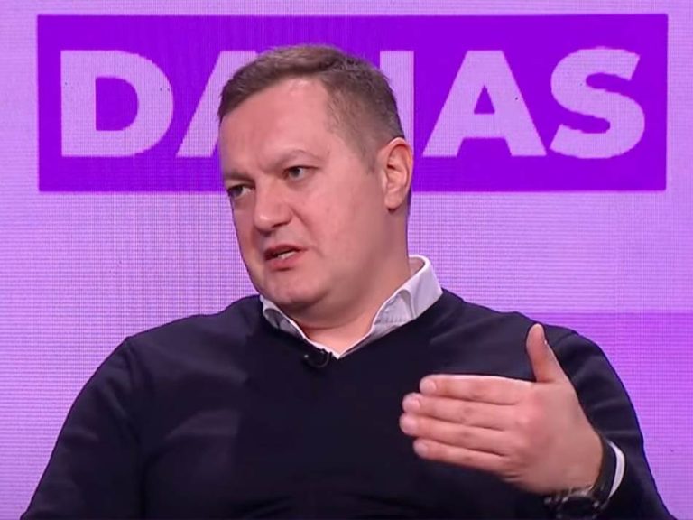 ZA HLADNE RUKE I NOGE SVI KAŽU “MA LOŠA MI JE CIRKULACIJA”: Dr Sinicki ...